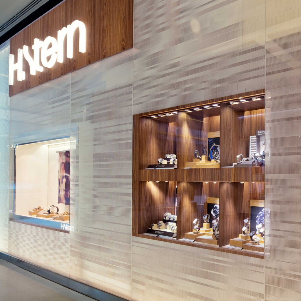 H. STERN, Sao Paulo - Carbondale