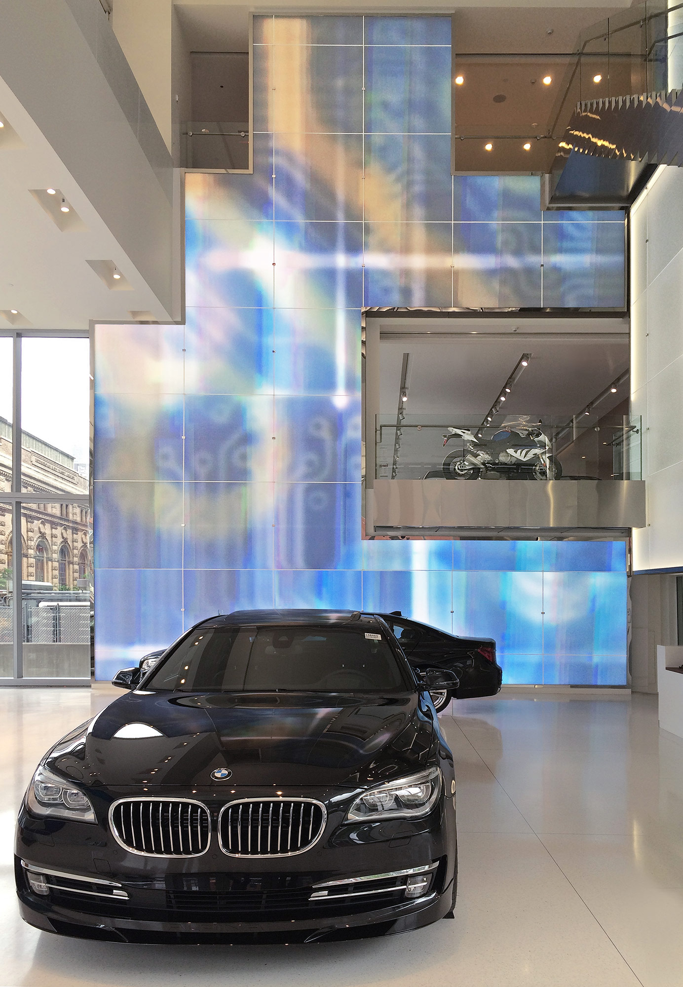 BMW MANHATTAN SHOWROOM, New York - Carbondale