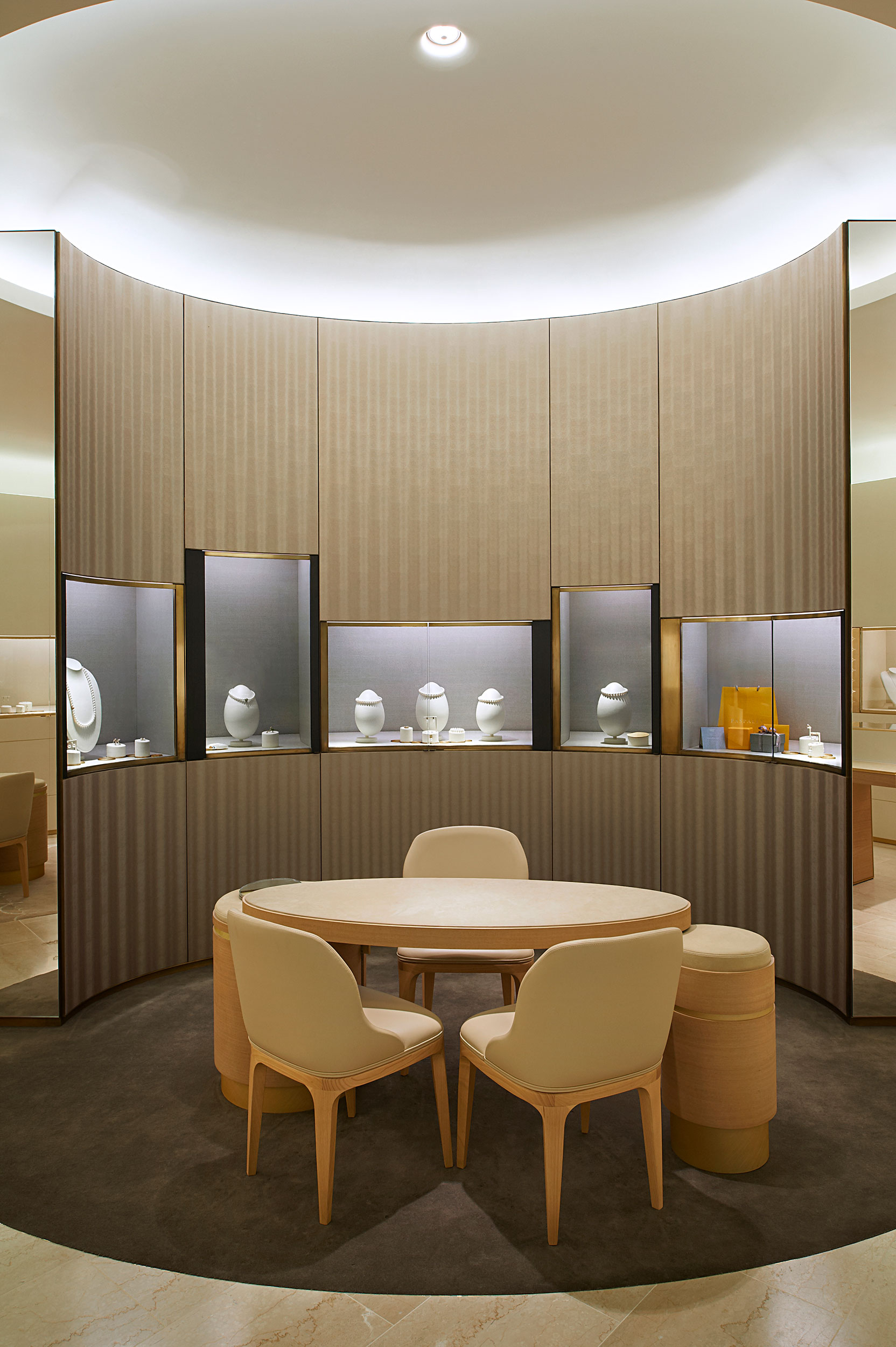 PASPALEY PEARLS, Brisbane - Carbondale